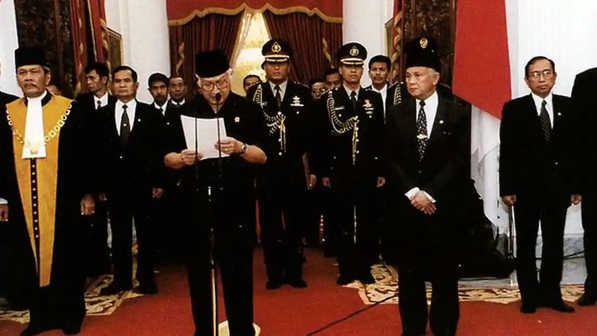 Sejarah Hari Ini: 21 Mei 1998, Soeharto Mundur Setelah 32 Tahun ...
