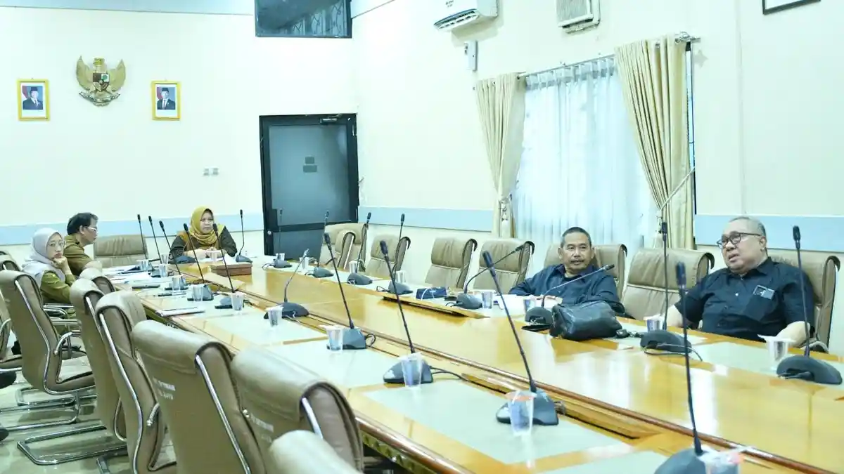 Pansus 7 DPRD Indramayu Perketat Pengawasan Raperda OPD, Jabatan ASN ...